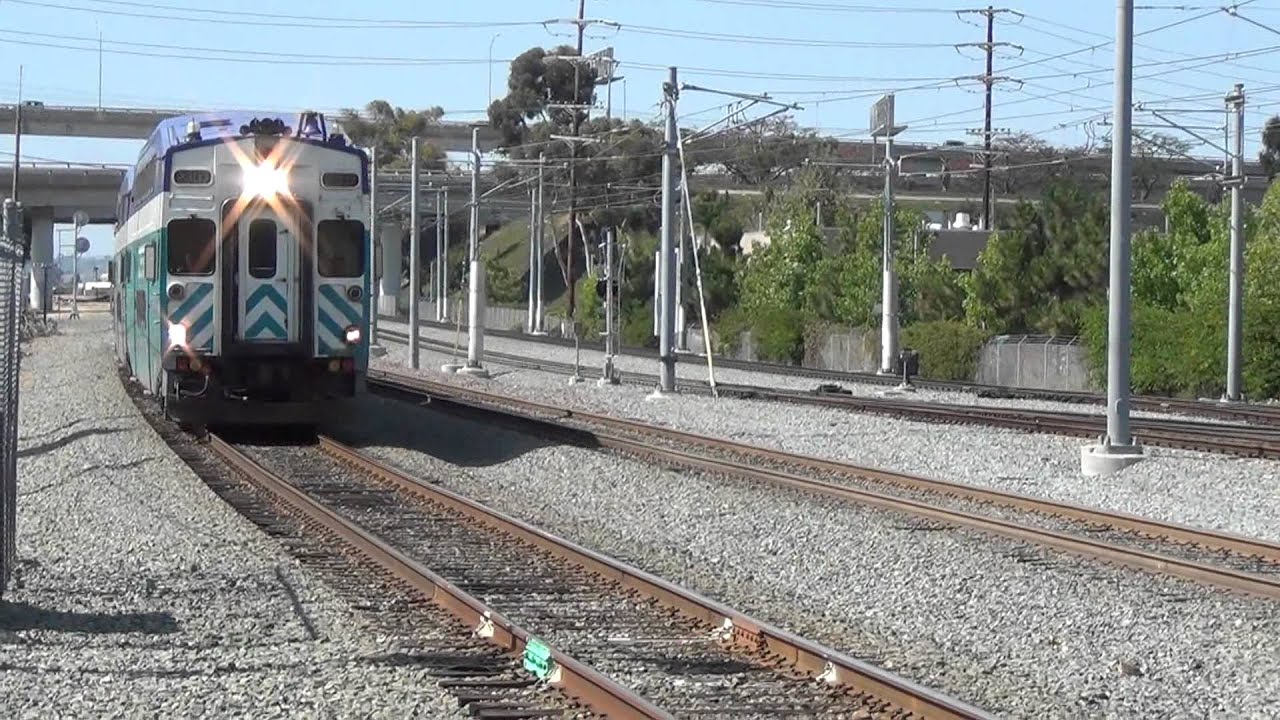 Coaster 2103 train 654 southbound July 28 2011 - YouTube