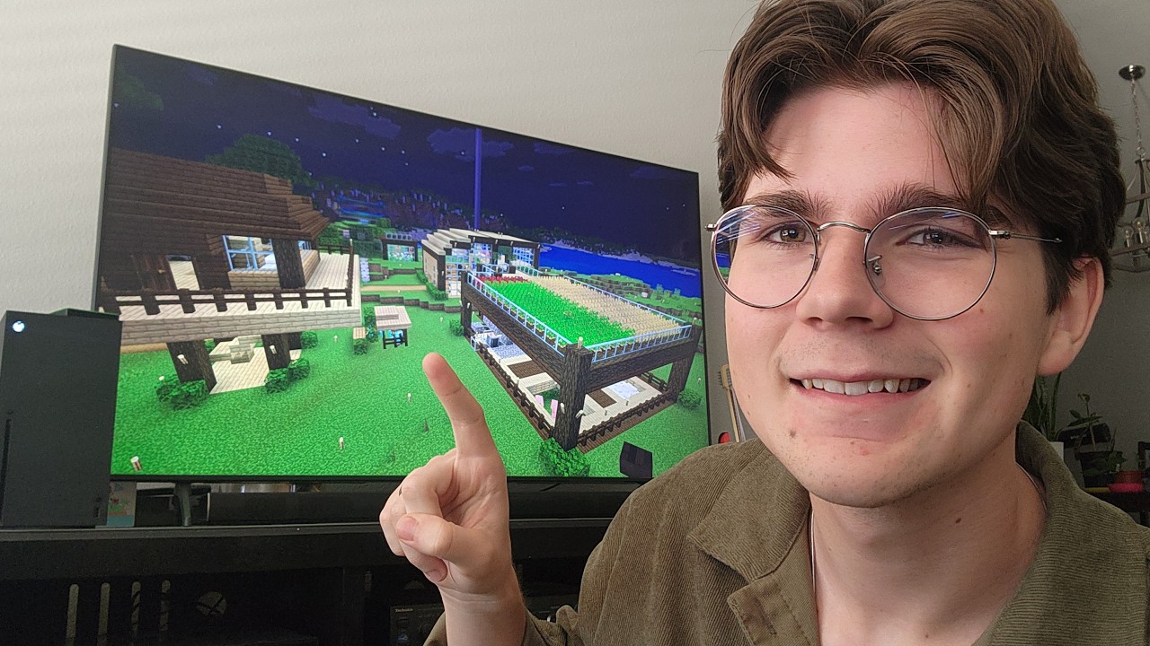 ASMR guy shows you his old minecraft world - YouTube