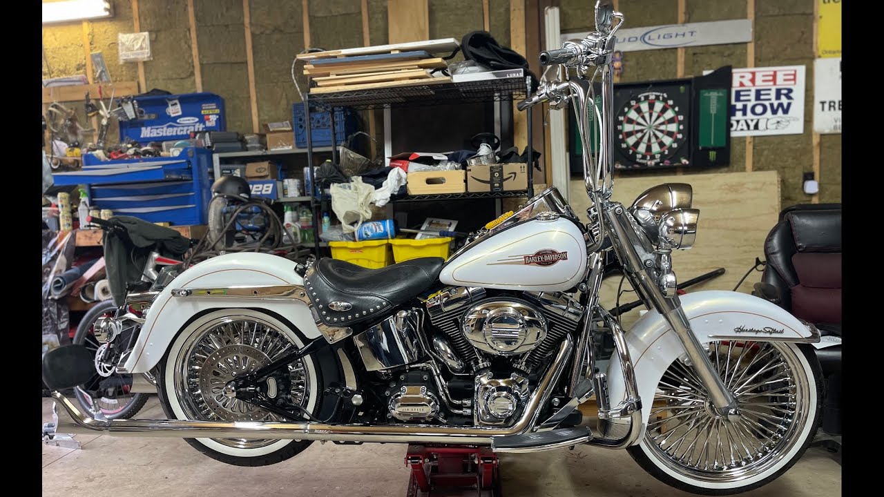 Harley Davidson heritage softail cholo style - YouTube