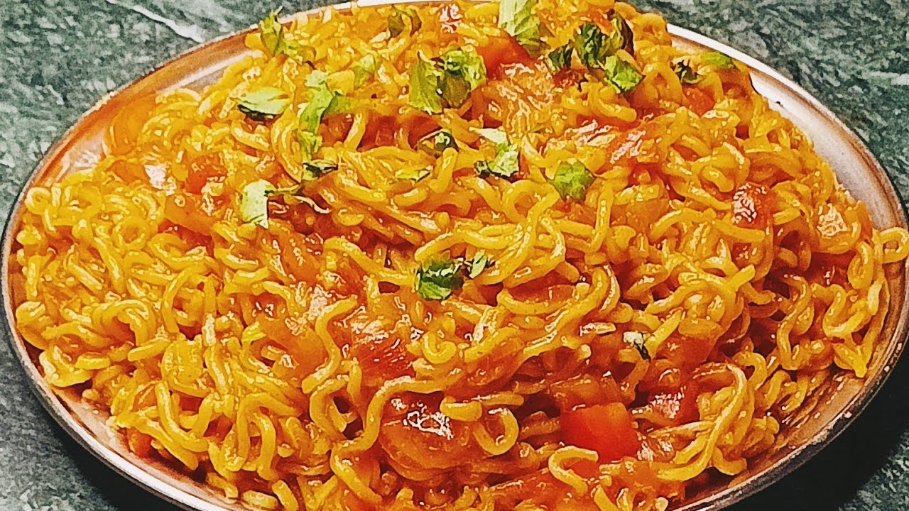 Garlic Chilli Masala Maggie||different style masala maggie|| - YouTube