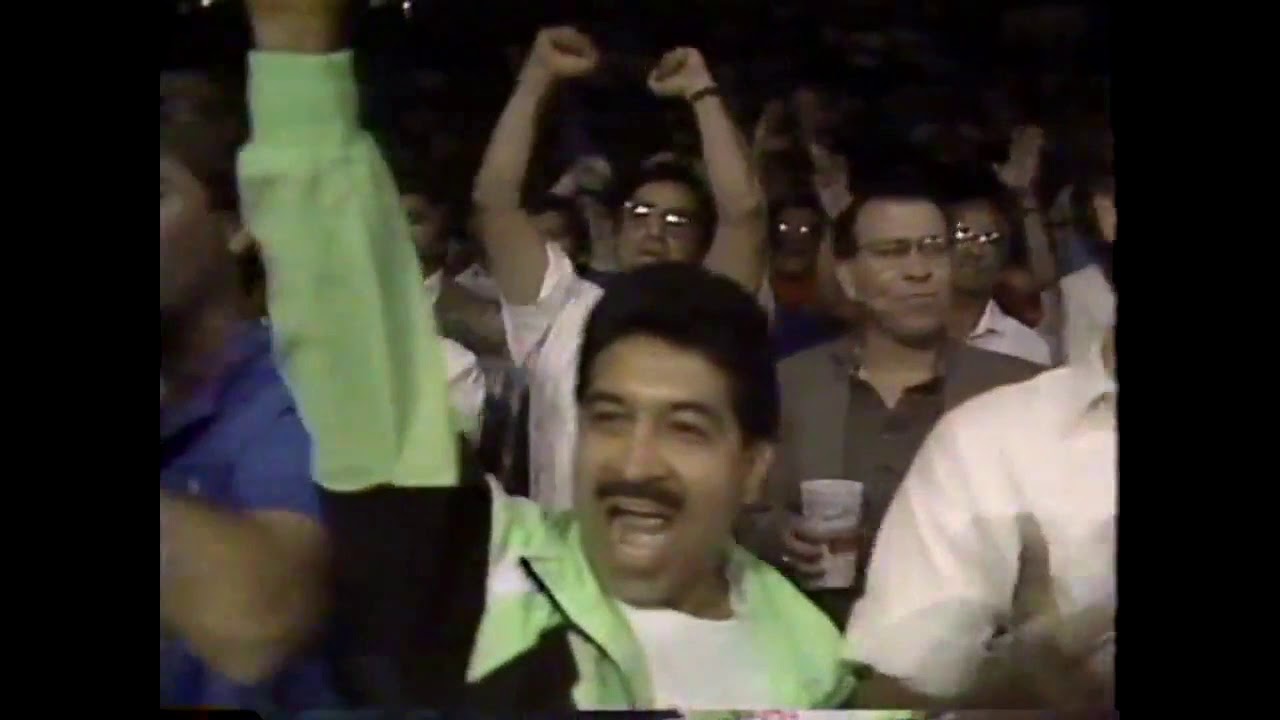Robert Quiroga vs. Akeem Anifowoshe / Pelea Del Año / Fight of the Year ...