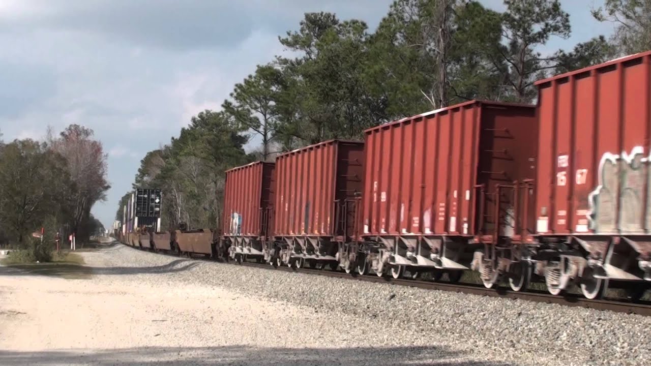 Florida East Coast Railway SD70M-2 #103 leads train 101 at Sunbeam ...