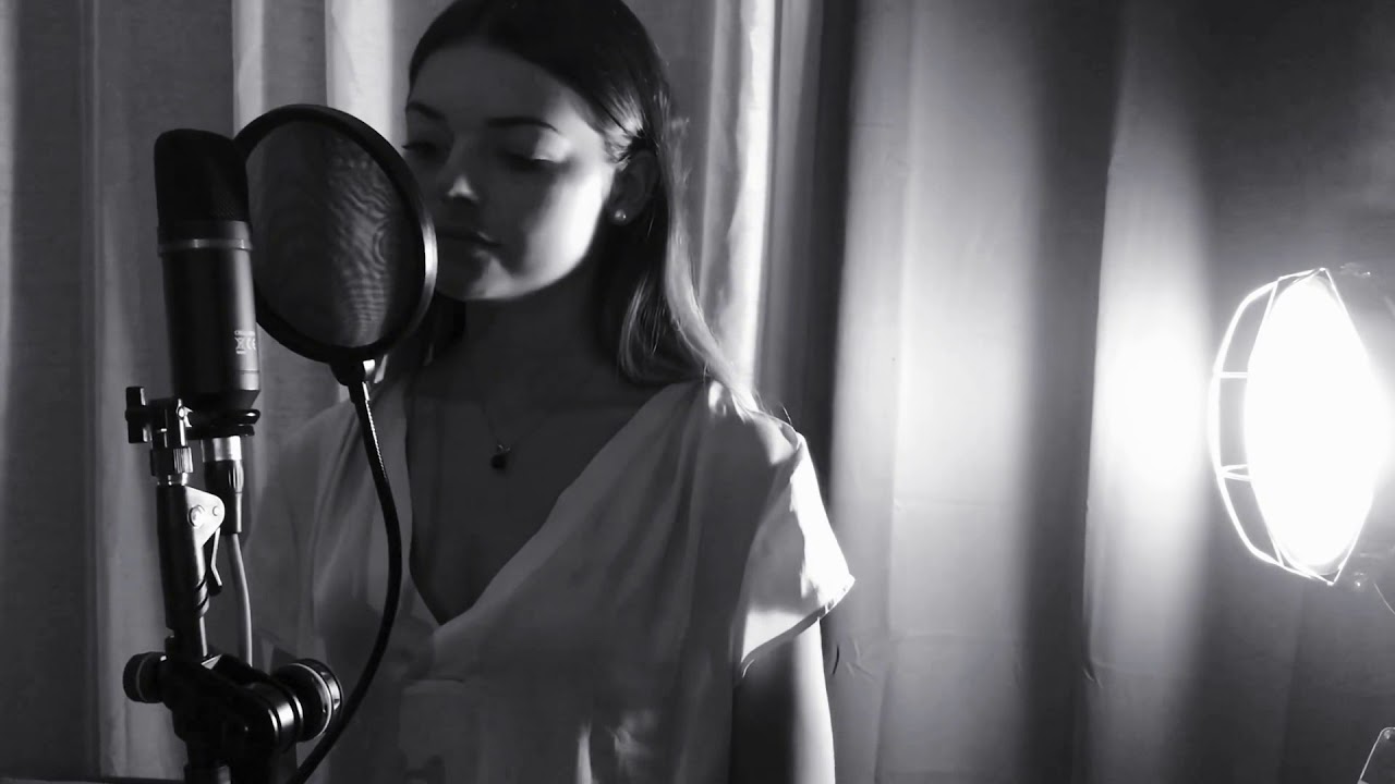 À fleur de toi - Carole cover ( version Slimane) - YouTube