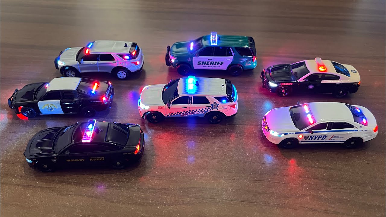 Greenlight Custom Police Cars With Working LED Lights 1/64 Scale - YouTube