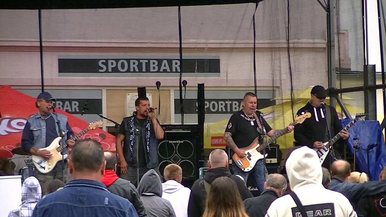 Kabát band - Mala dama live 06 2018 - YouTube