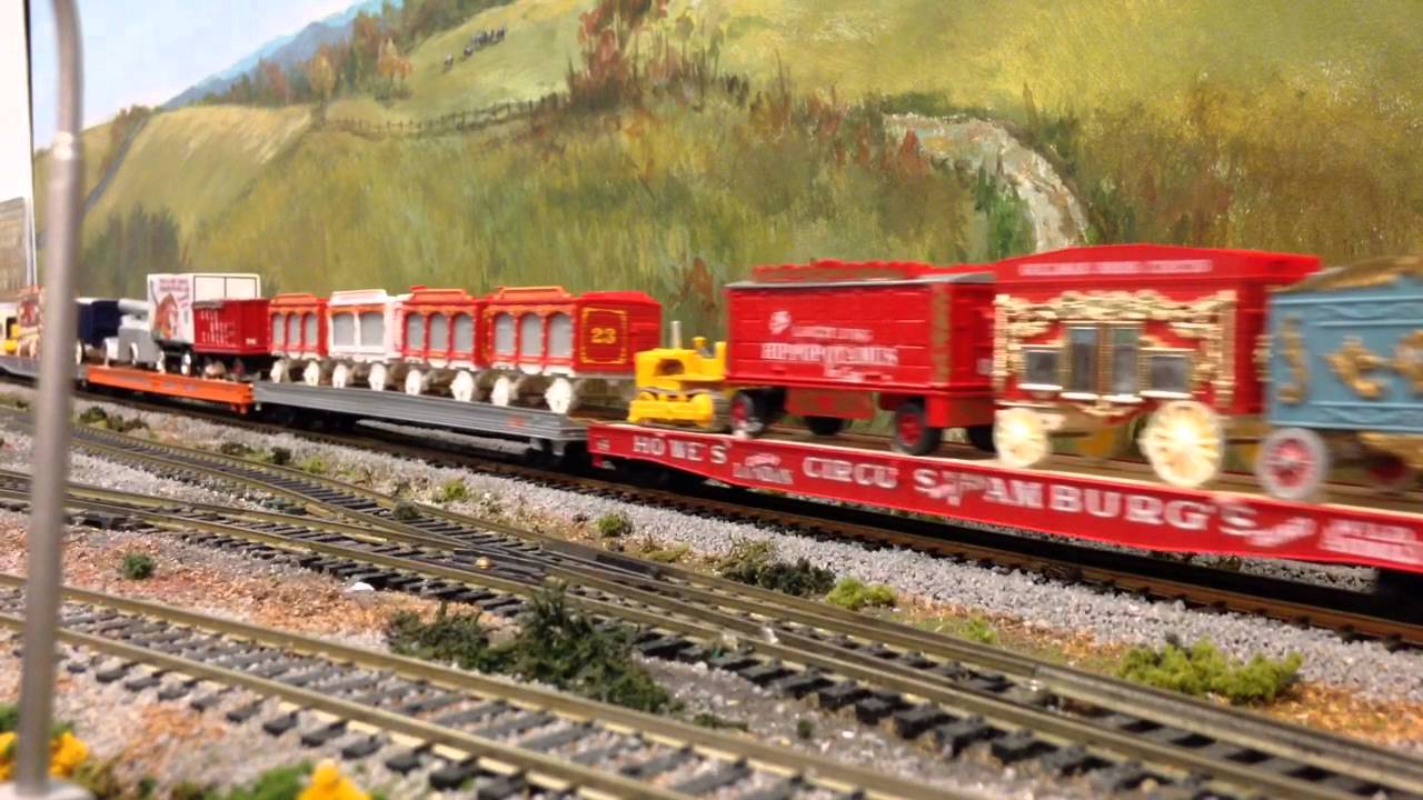 GE lease unit with the Circus Train - YouTube