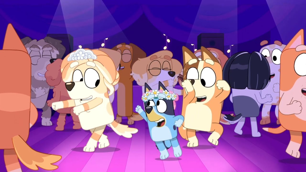Proof that Bluey's ENTIRE family dancing goes with anything (6) - YouTube