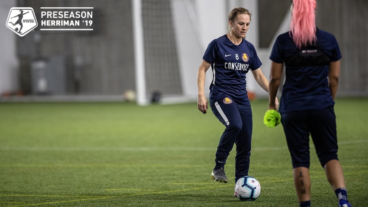 Mic'd Up: Amy Rodriguez - YouTube