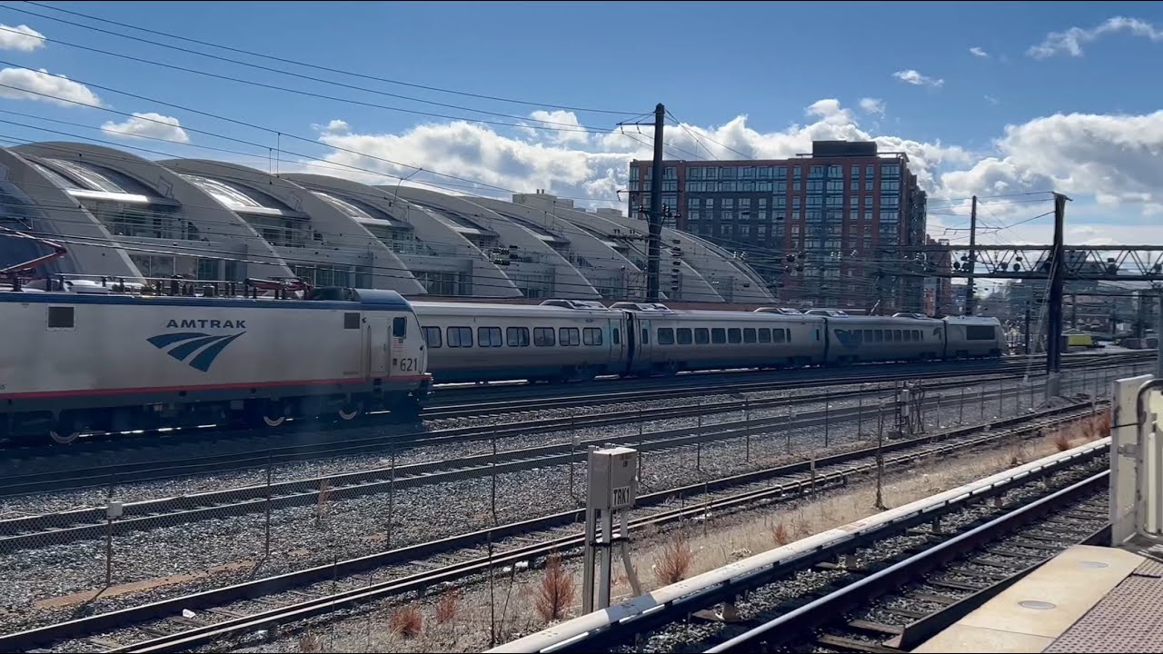 Amtrak Train 621 Waits For Acela Train 2036 To Pass - YouTube