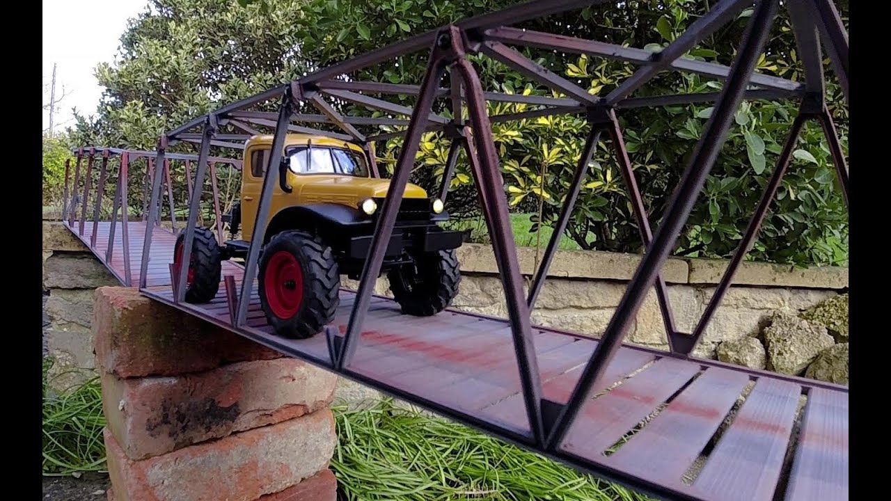 RC FCX24, TEST DRIVE, BRIDGE CROSSING - YouTube