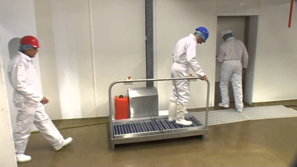 Lave-semelles - BOBET Matériel - YouTube