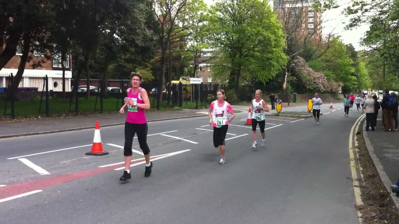 Kate McCann running for Madeline - YouTube