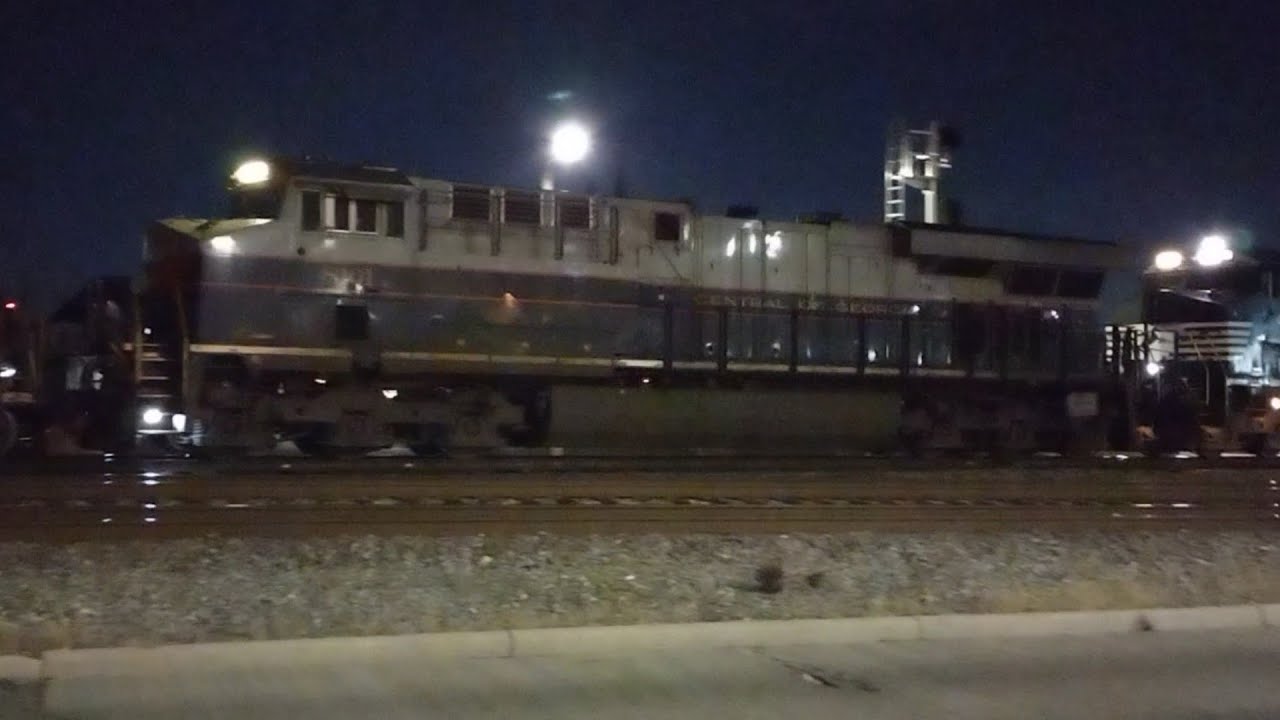 NS 8101 The Central of Georgia 3rd on NS 29A Intermodal Train South at ...