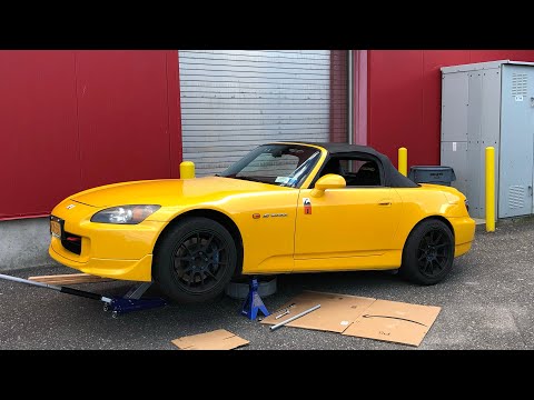 Honda S2000 AP2 after CDV delete. Loud VTEC!