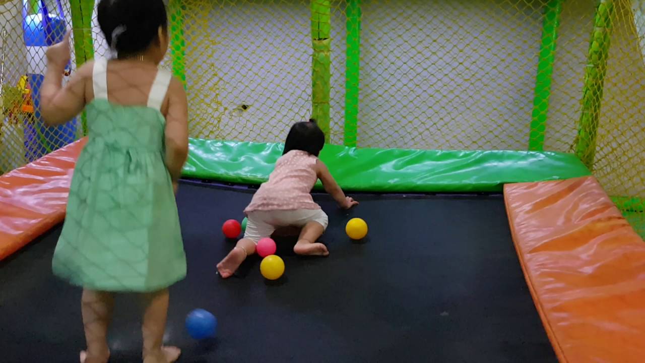 You jump i jump - YouTube
