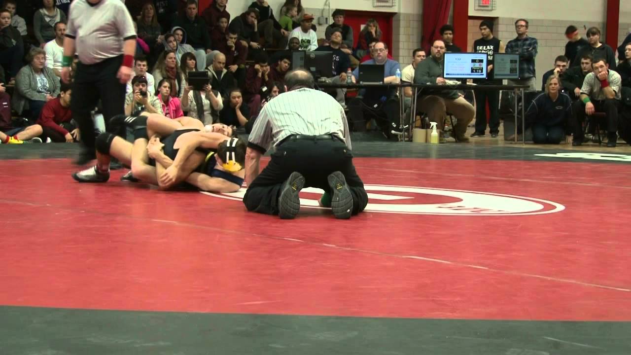 132lbs Bradley Lupiani Mt Everett vs Chris Vega Dean Tech 2 14 15 - YouTube