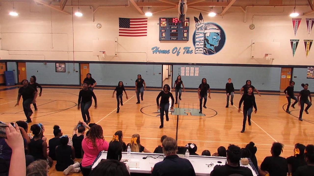 Indian River Middle School's Step Team, "Entourage." - YouTube