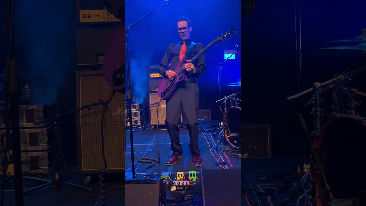 Paul Gilbert - Red House (Live in Singapore 2019) - YouTube