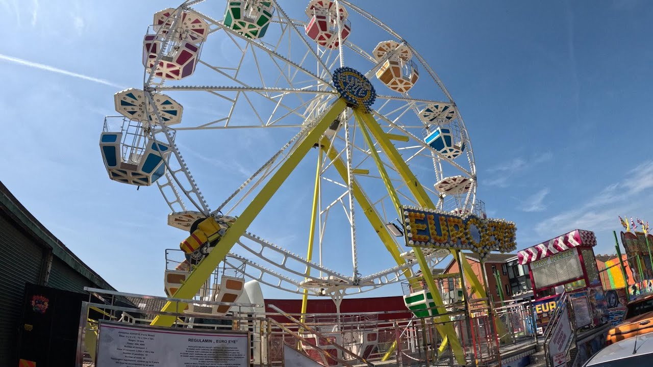 Walkthrough and build up of Roger Tuby & Sons Funfair in Spalding ...
