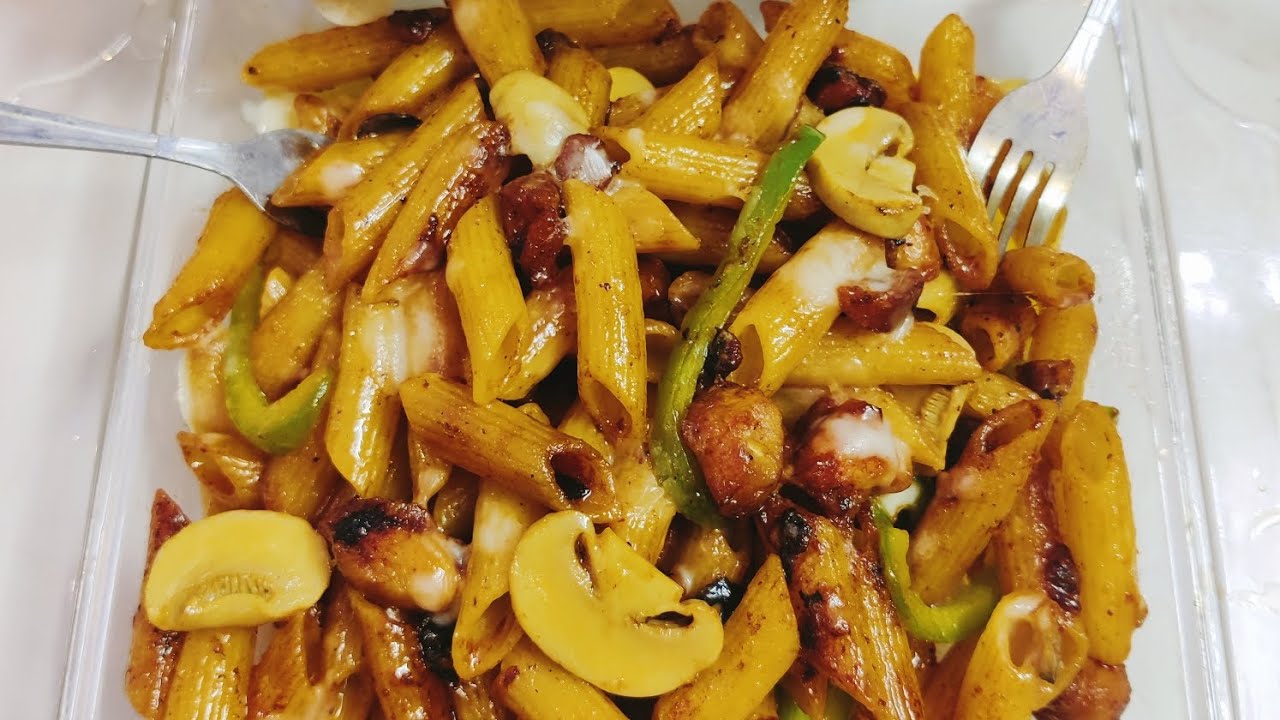 চুলায় তৈরি সবচেয়ে সহজ ভাবে চিজি পাস্তা। cheesy pasta recipe। Laboni's kitchen - YouTube