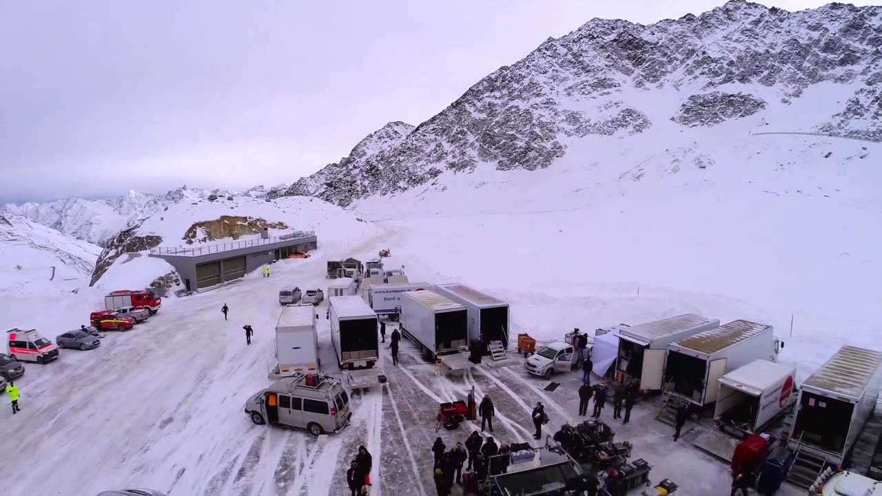 James Bond (Spectre) VideoLog 1 - Sölden - YouTube