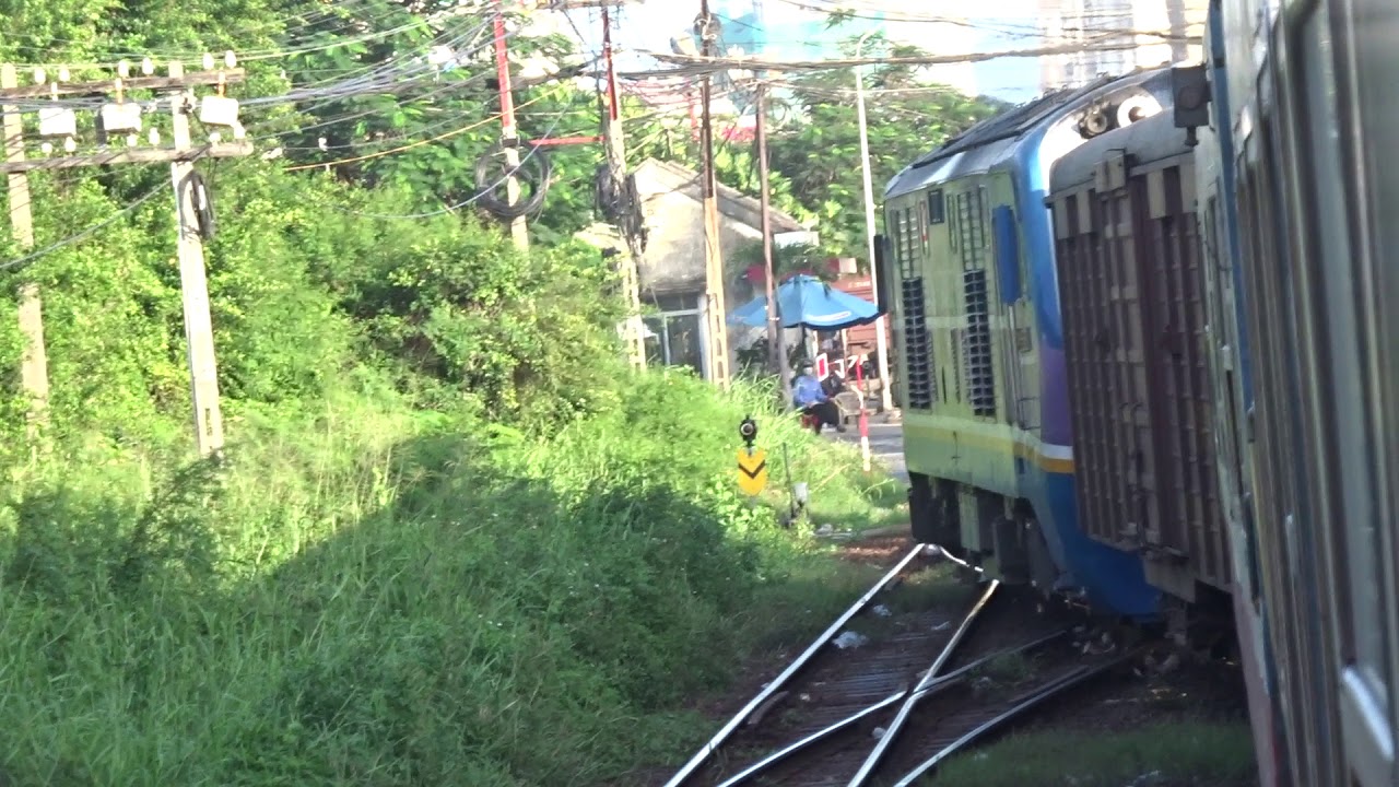 Tàu SE6 về ga Nha Trang(14/1/2019) - YouTube