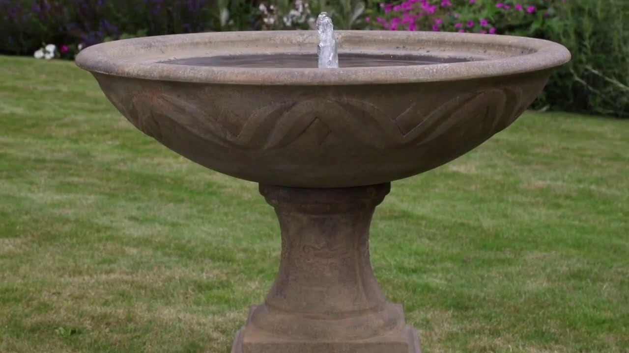 Hyde RHS Inspirations Water Feature - YouTube