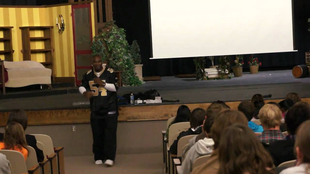 Levar Fisher Talking about his 1st NFL Game - YouTube