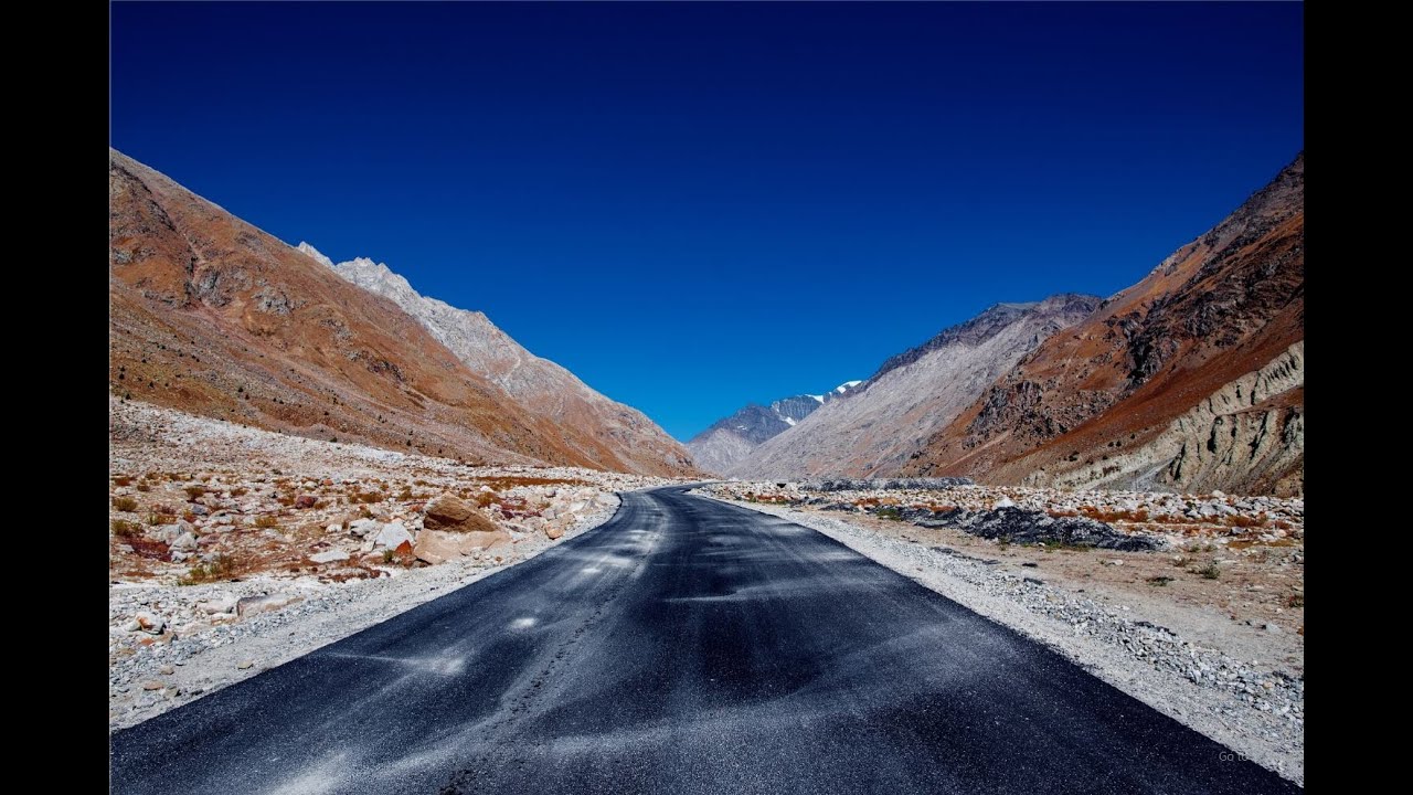 Journey to Shinkula pass via Atal Tunnel - YouTube