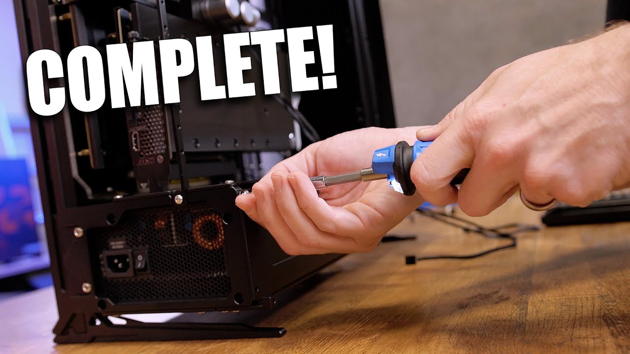 JayzTwoCents personal gaming rig! - YouTube