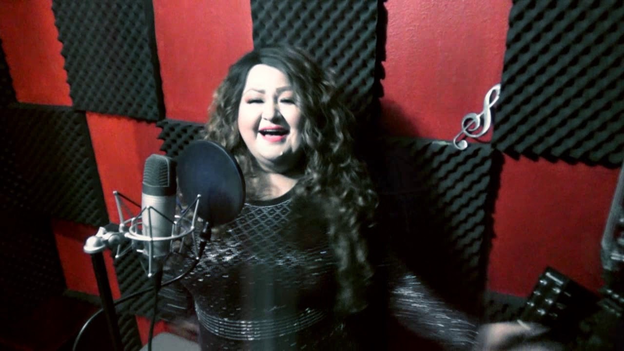 PORQUE ESTA HEMBRA NO LLORA, COVER ROXY CRUZ - YouTube