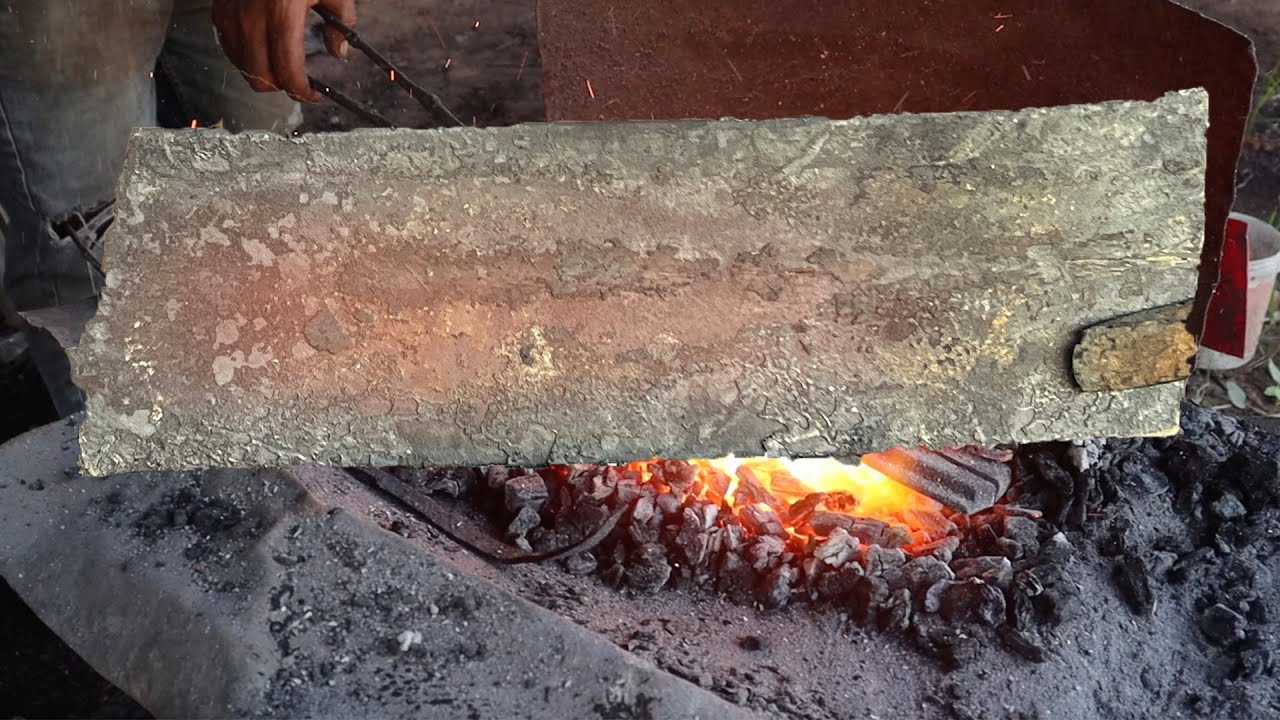Knife Making - Forging A Sharp Bending Machete From The Leaf Spring ...
