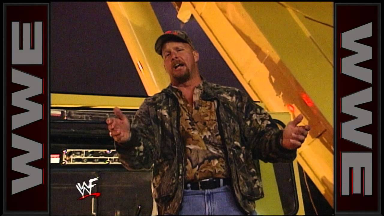 "Stone Cold" Steve Austin destroys the DX Express: SmackDown, Apr. 27 ...