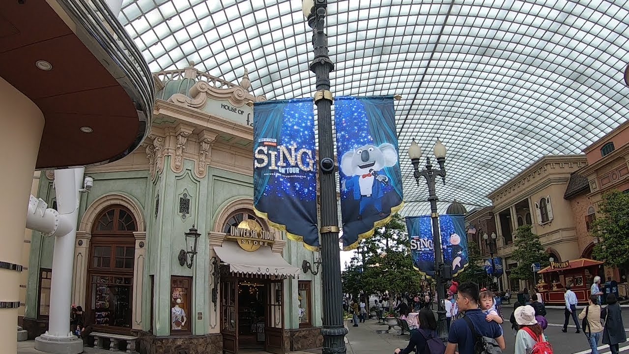 USJ GW前パーク内の様子 20119/04/25 - YouTube