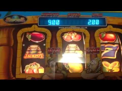 Tomb raiders fruit machine - YouTube