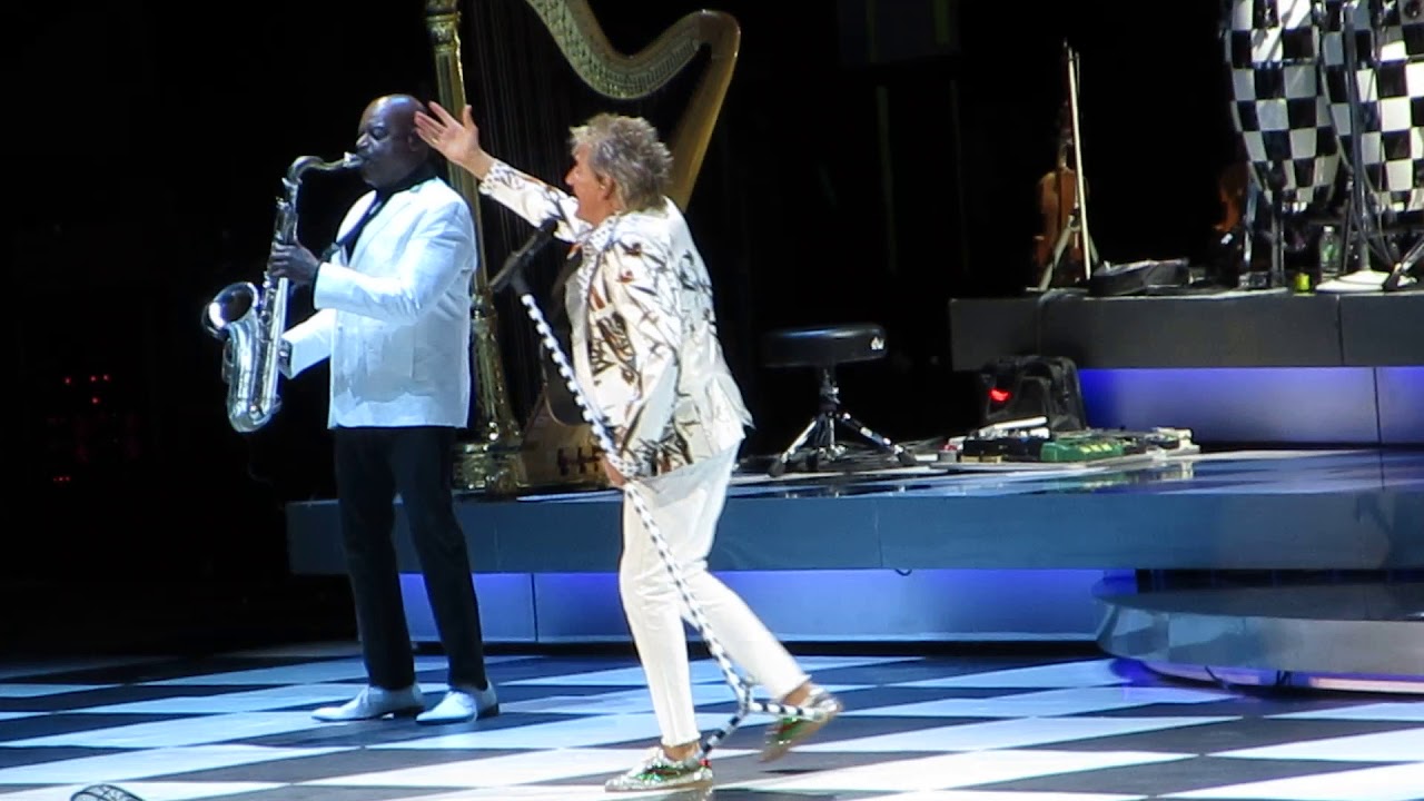 Rod Stewart "Infatuation" Toronto, Canada 2018 - YouTube
