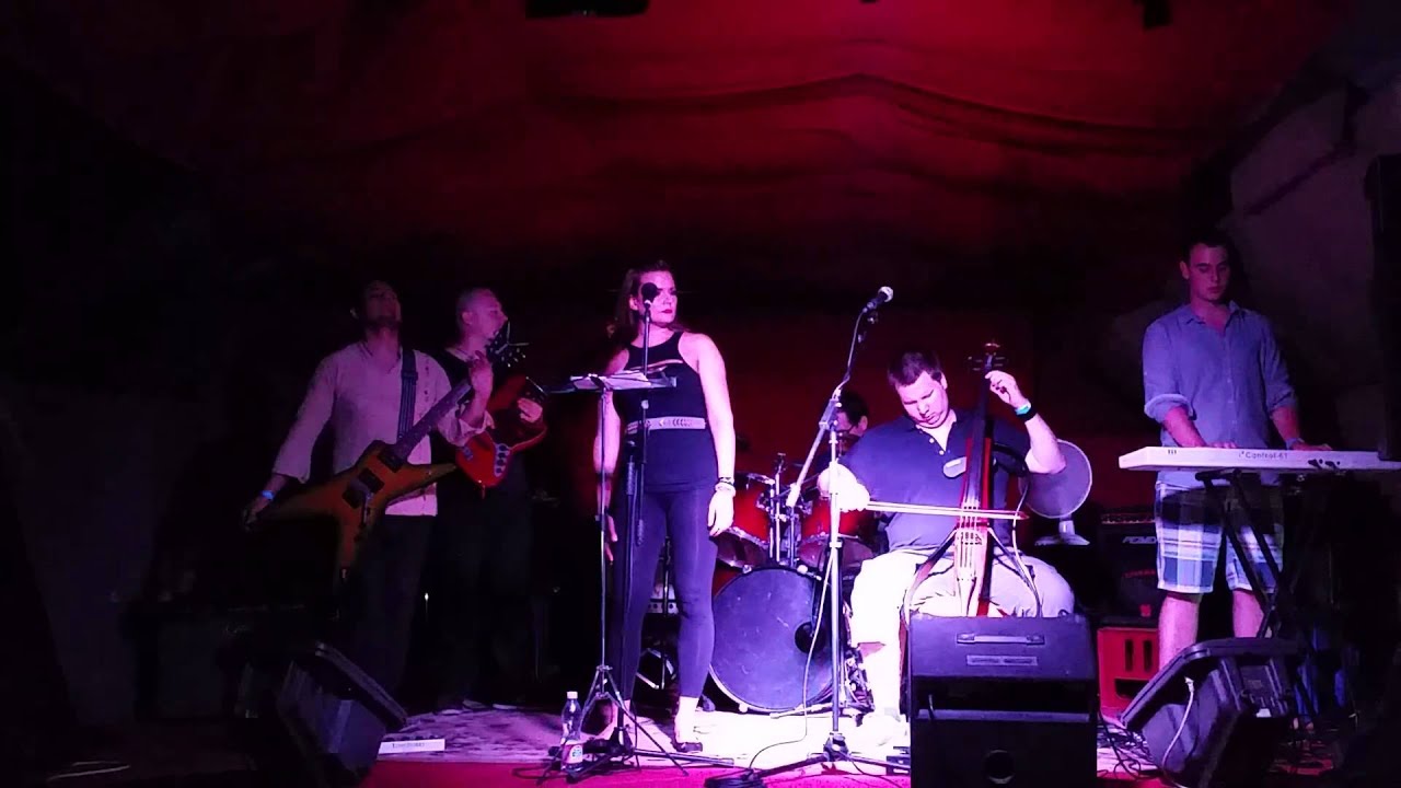 Rosslyn - Under the Moonlight koncertfelvétel @ S8 klub; 2015.08.06 ...