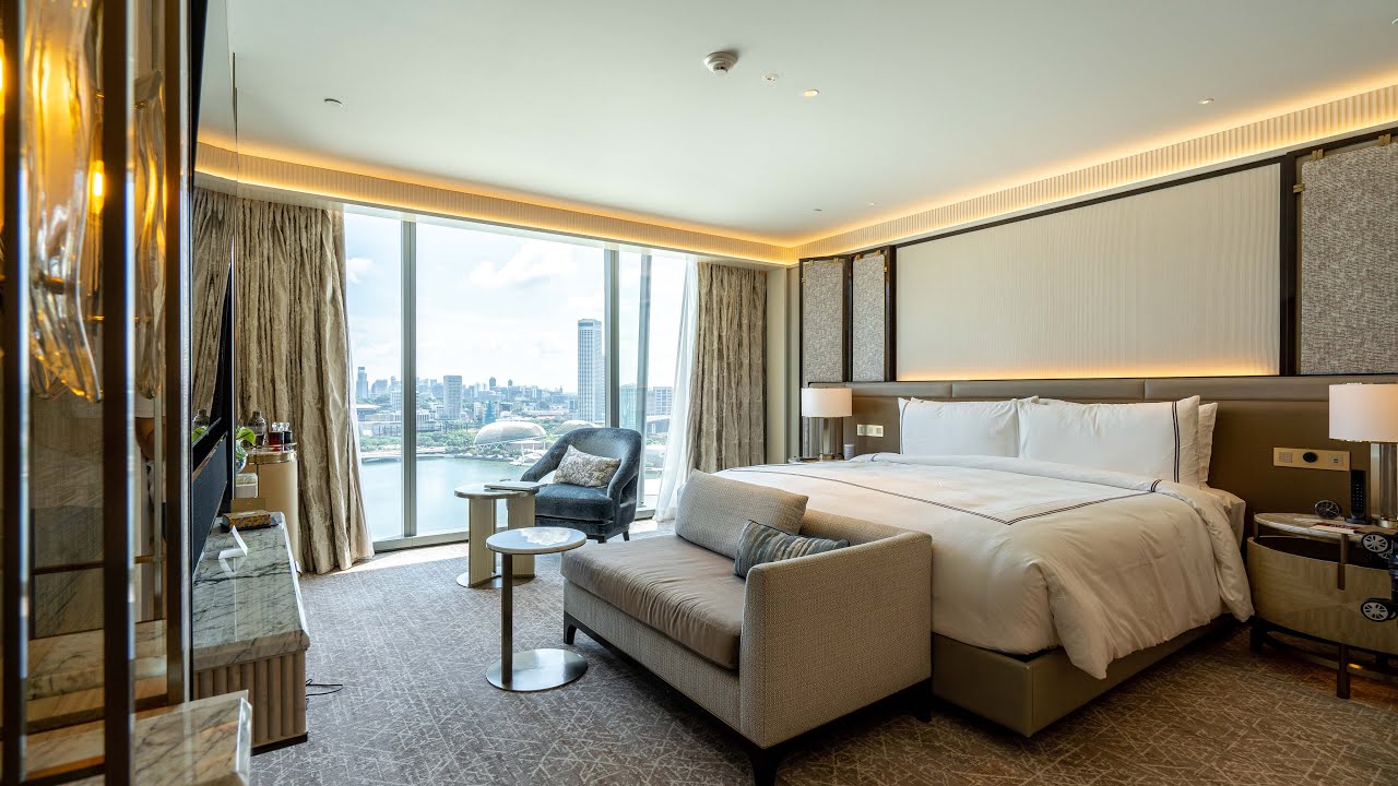 Marina Bay Sands Singapore - Premier Room 24th Floor (City View) [Room ...