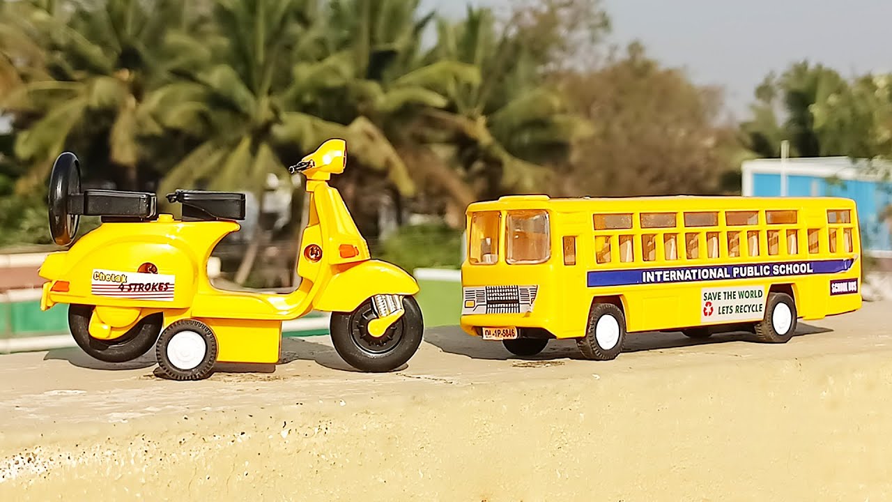 Unboxing Scale Model Bajaj Chetak Scooter | City Bus Diecast Model # ...