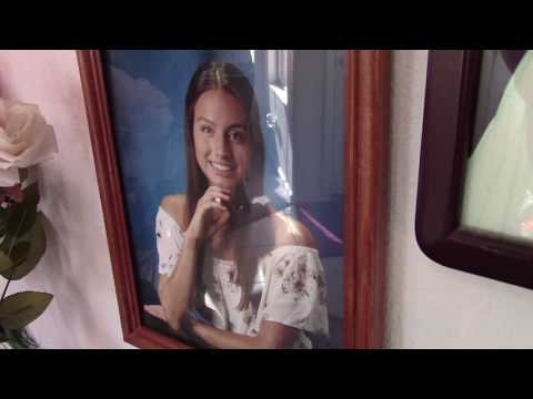 Filipina teen model follows her mom's footsteps in the beauty pageant world