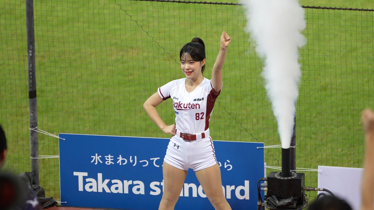 [4k60p] 230525 이다혜 (Lee DaHye 李多慧) Cheerleader fancam Rakuten Girls # ...