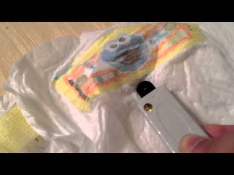 Review: The Diaper Check Wet Diaper Detector - YouTube