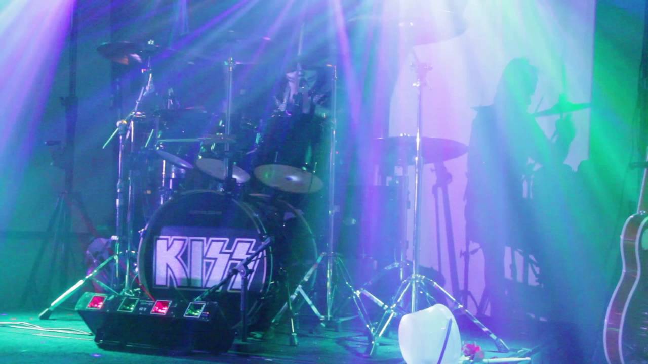 Drum Solo - Joe Fazzolari - YouTube
