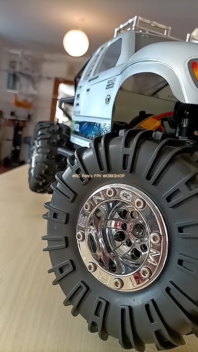 WRENCHING ON THE AXIAL SCX10 V1 HONCHO RC CRAWLER RC SPARKS EDITION #RC Pete's FPV WORKSHOP ...
