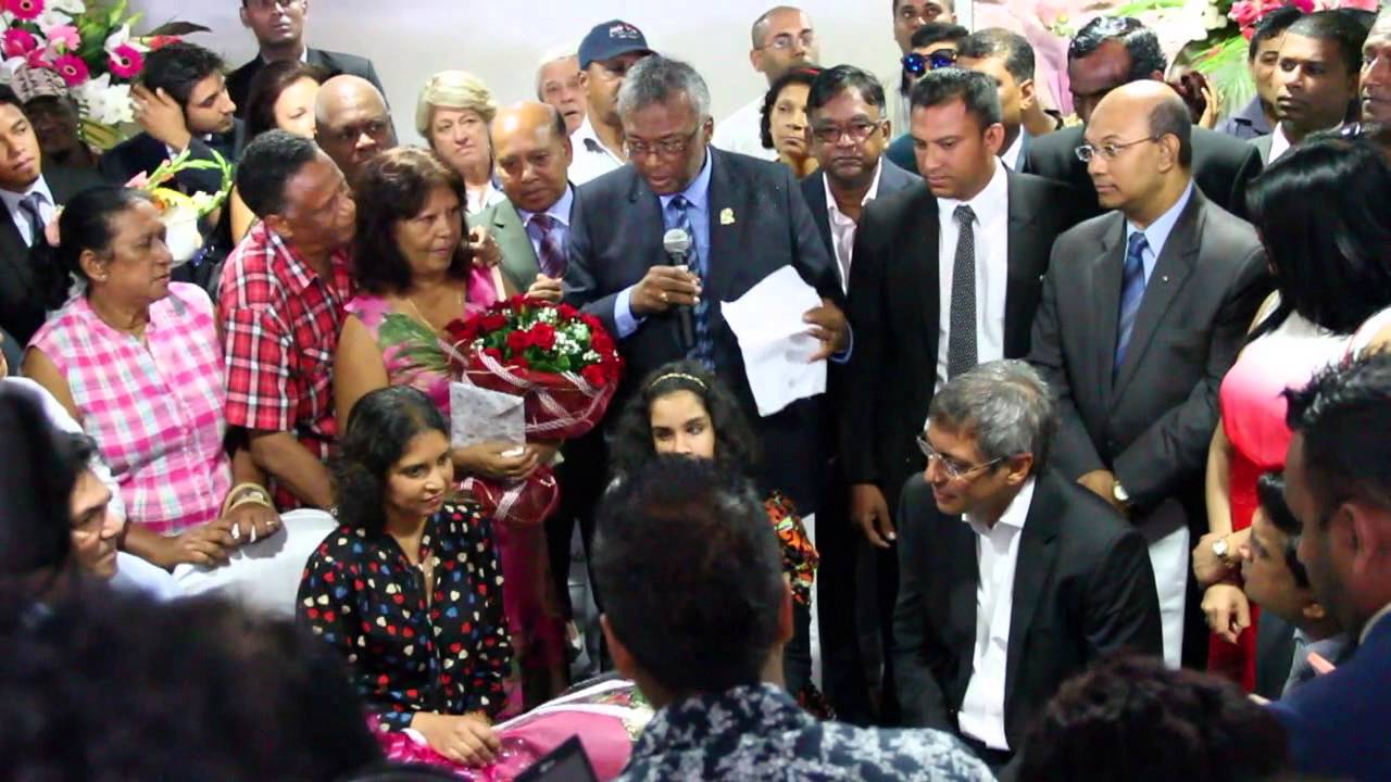 Arrivée de Jane Constance Lundi 26 Octobre 2015 SSR International ...