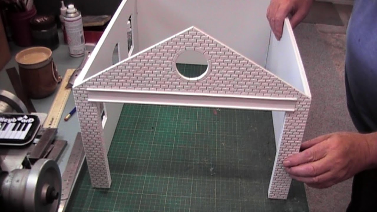 How to build a Loco Shed 16mm Scale - part one - YouTube