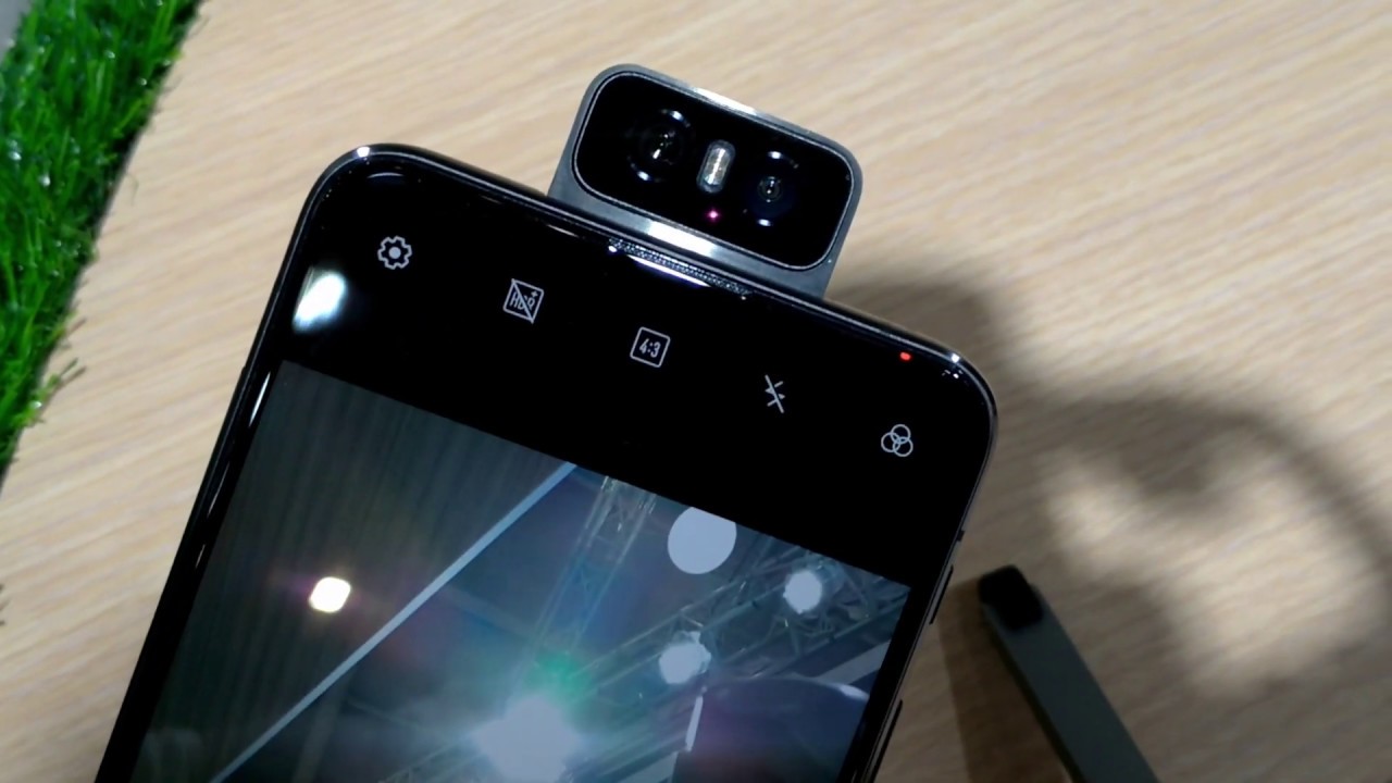 ASUS Zenfone 6 - Flip camera at Computex 2019 - YouTube