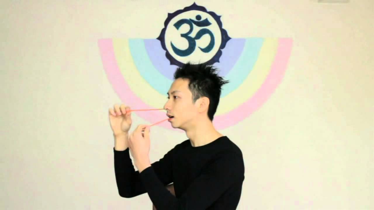 Sutra Neti 瑜珈的鼻索淨化法。 - YouTube