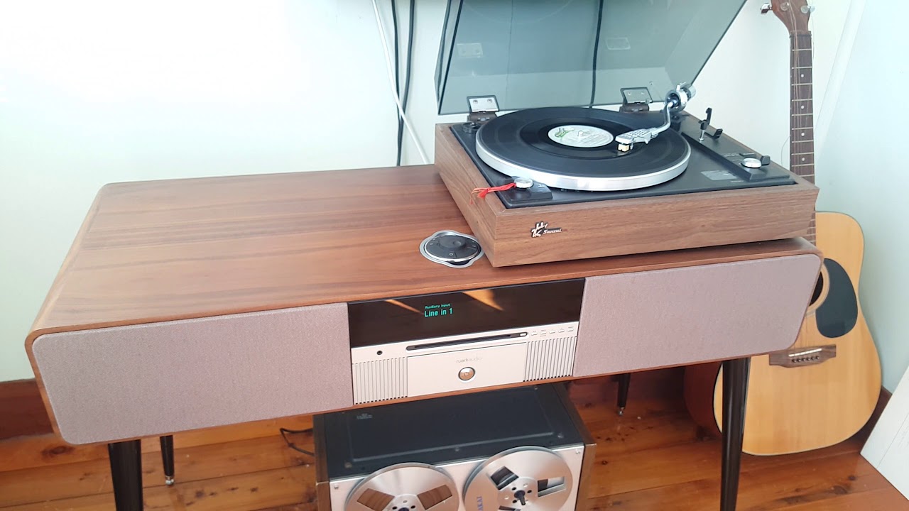 Stunning Ruark R7 Hi-fi Radiogram & Sansui SR-212 Turntable playing ...