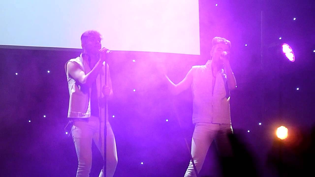 Jedward - 'BIGGEST FAN' - Olympia Theatre 20/4/14 - YouTube